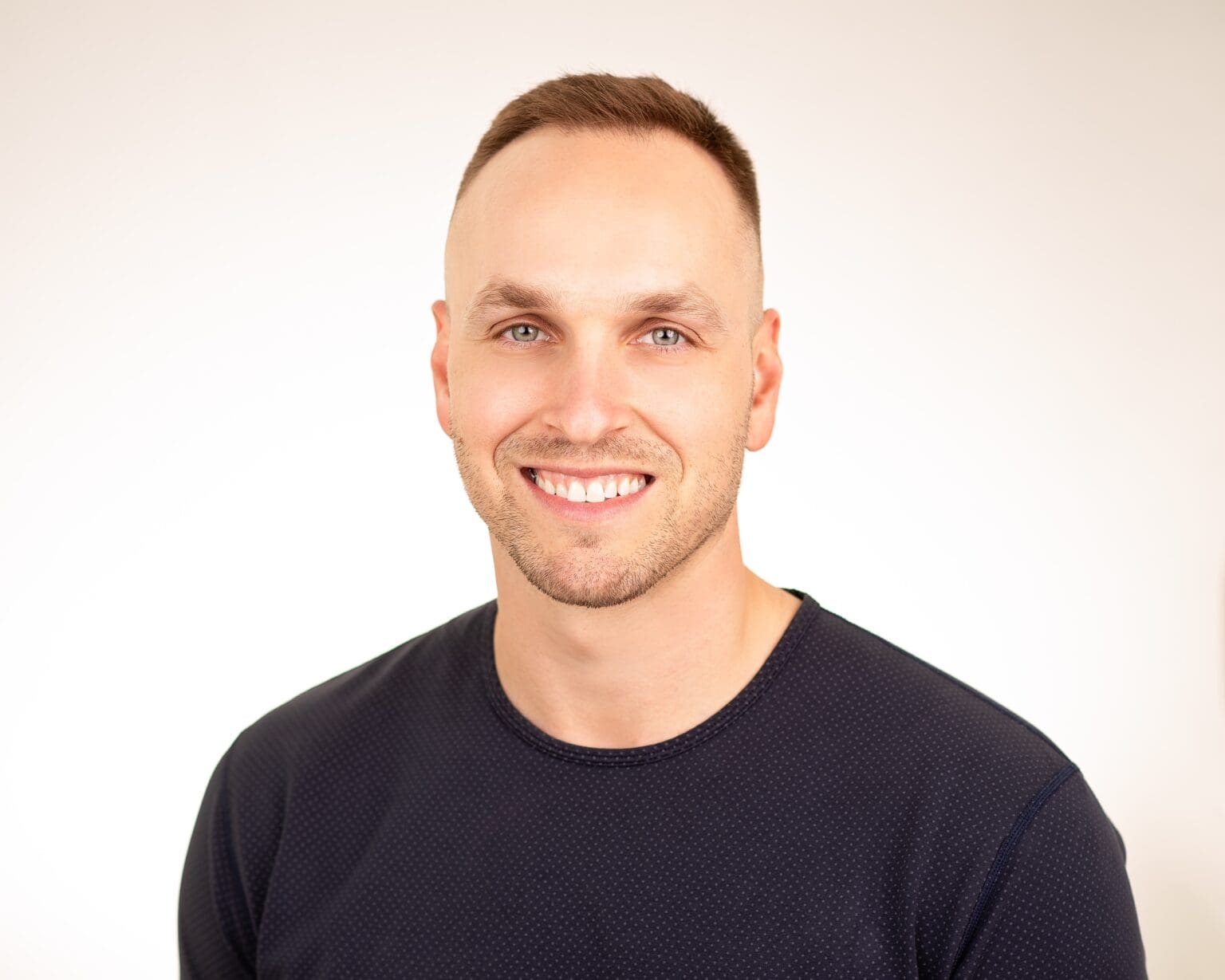 The Chris Voss Show Podcast – From Broke to 2,500+ Real Estate Units ...