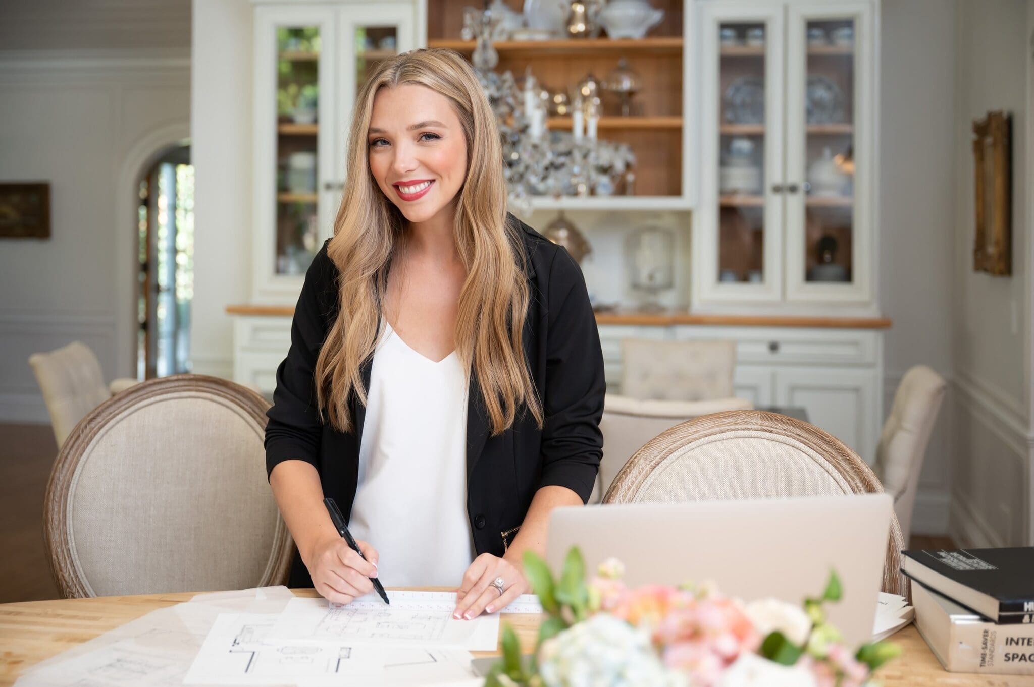 The Chris Voss Show Podcast – Julie Jones Talks Interior Design and ...